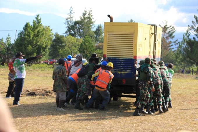Gangguan Listrik, Pembukaan FBLB Molor 3 Jam | Cenderawasih Pos